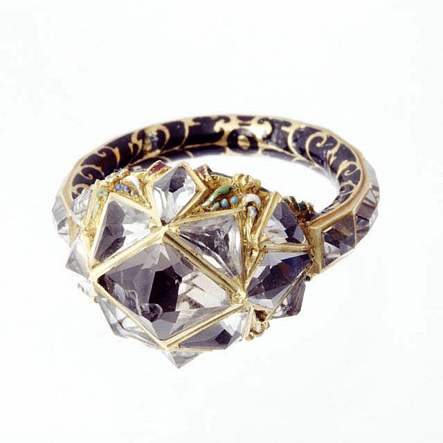 Diamond Rings : Beautiful Renaissance diamond ring in gold with ...